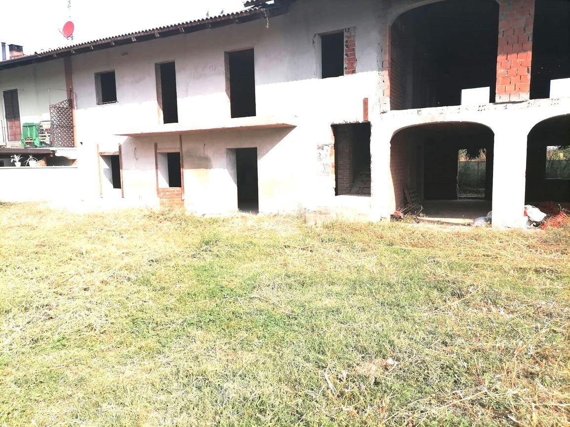 Casa indipendente in vendita a Scalenghe