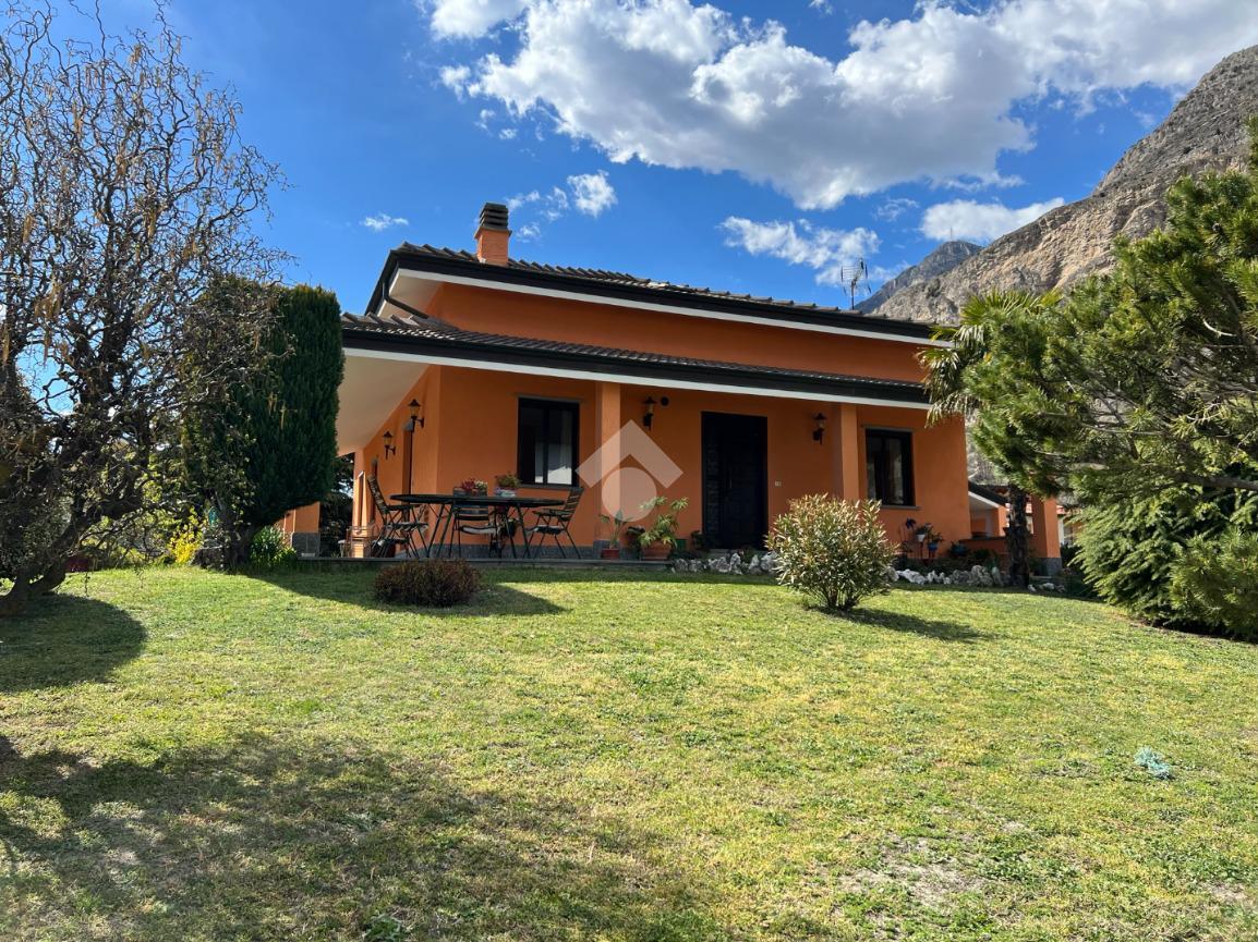 Villa in vendita a Bussoleno