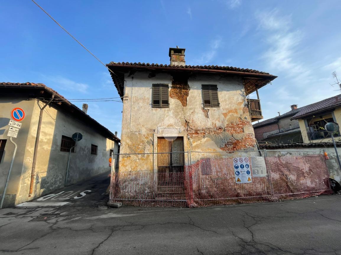 Rustico in vendita a Piobesi Torinese