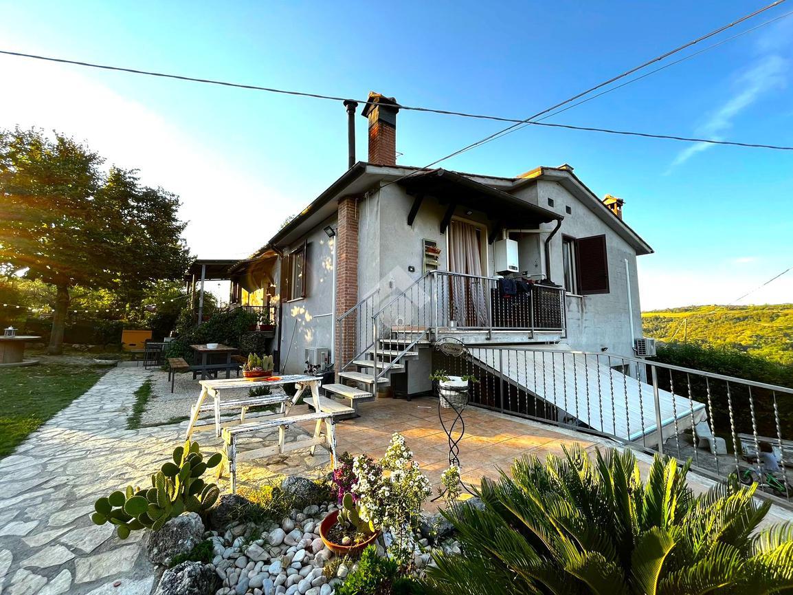 Villa in vendita a Narni