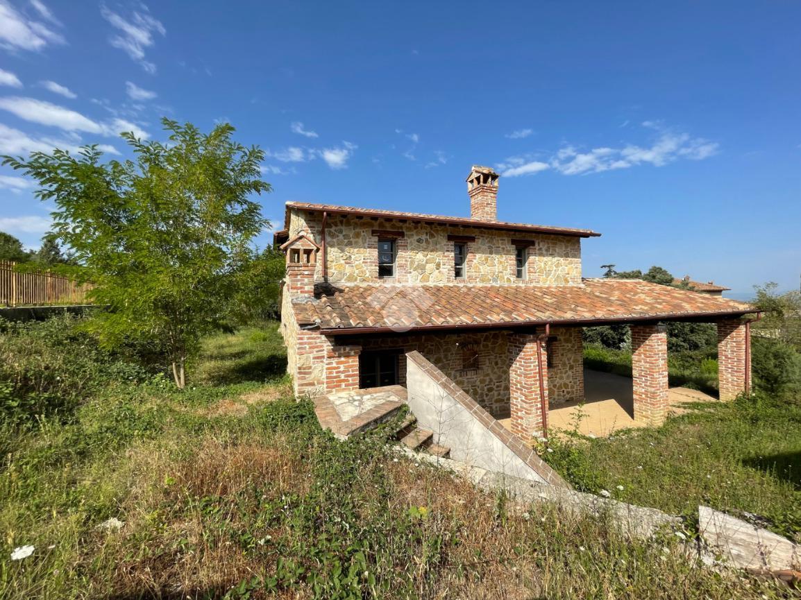 Villa in vendita a Montecchio