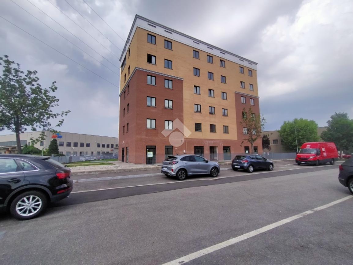 Negozio in affitto a Nichelino