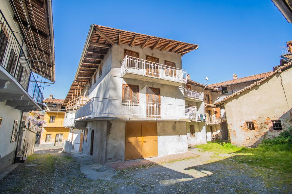Casa indipendente in vendita a Azeglio