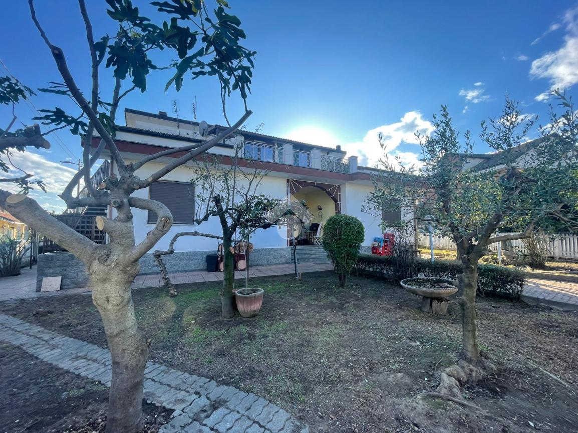 Villa in vendita a Bruino