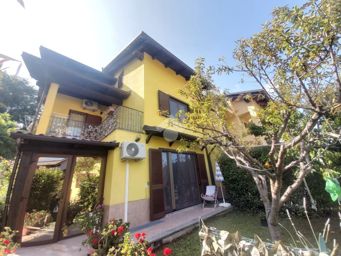 Villa in vendita a Castagneto Po