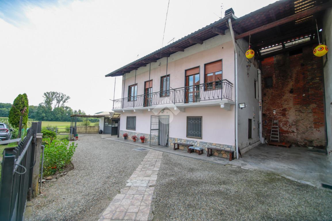 Casa indipendente in vendita a Rivarossa