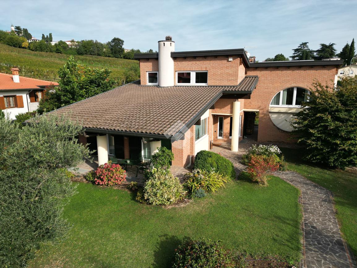 Villa in vendita a Breganze