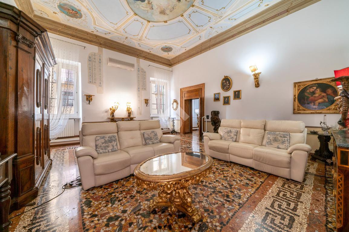 Appartamento in vendita a Verona