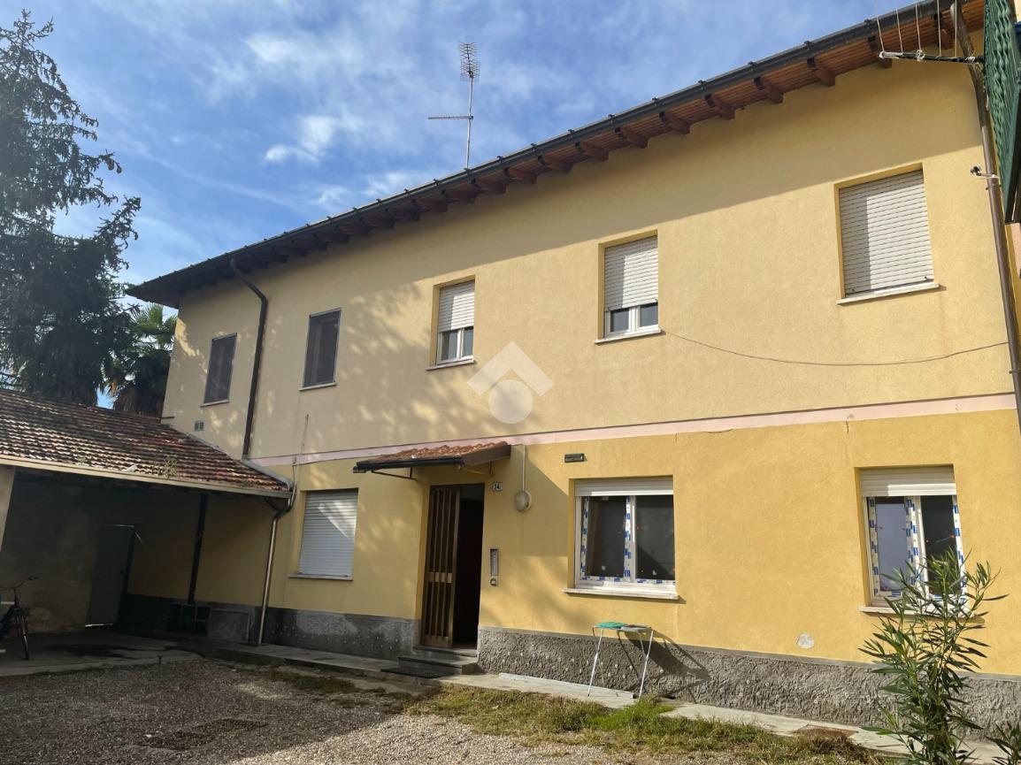 Appartamento in vendita a Cardano Al Campo