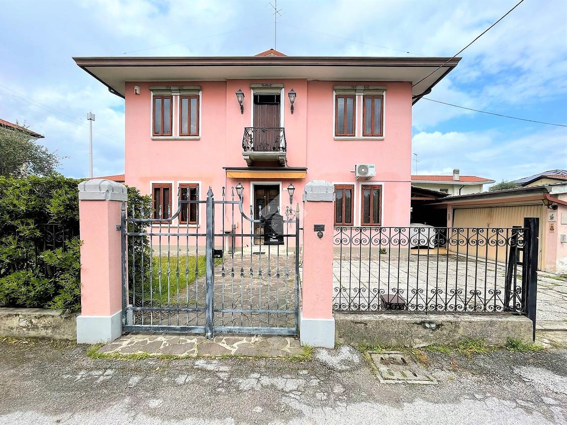 Villa in vendita a Treviso