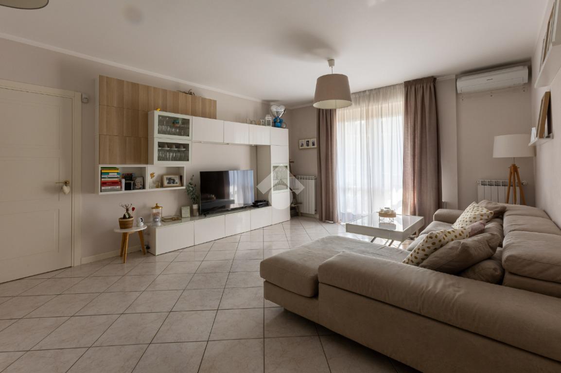 Appartamento in vendita a Vercelli