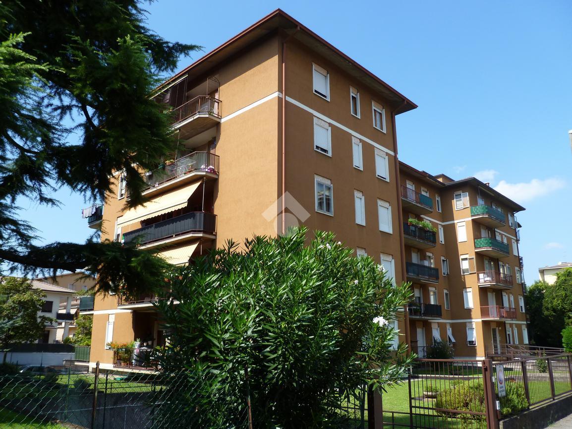 Box in vendita a Verona