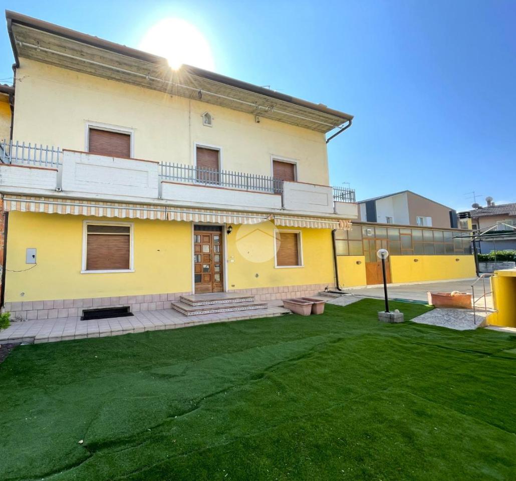 Casa indipendente in vendita a Buttapietra