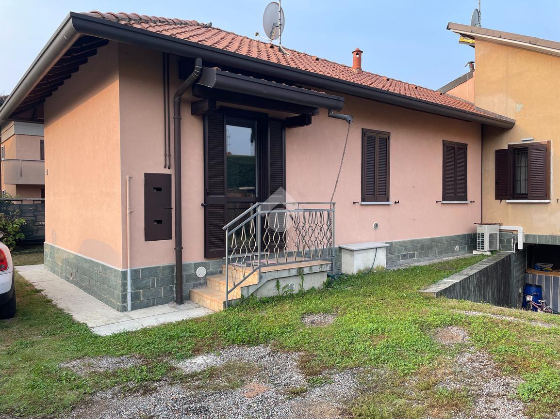 Villa in vendita a Saronno
