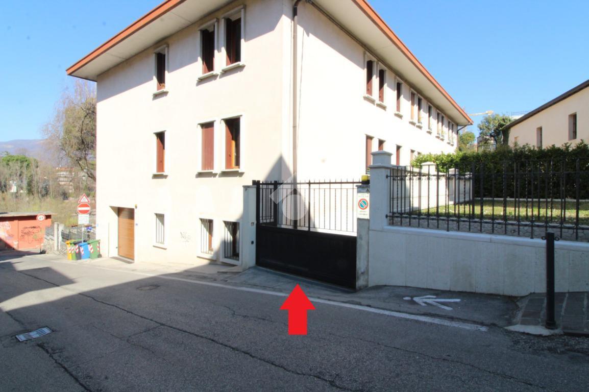 Box in vendita a Bassano Del Grappa