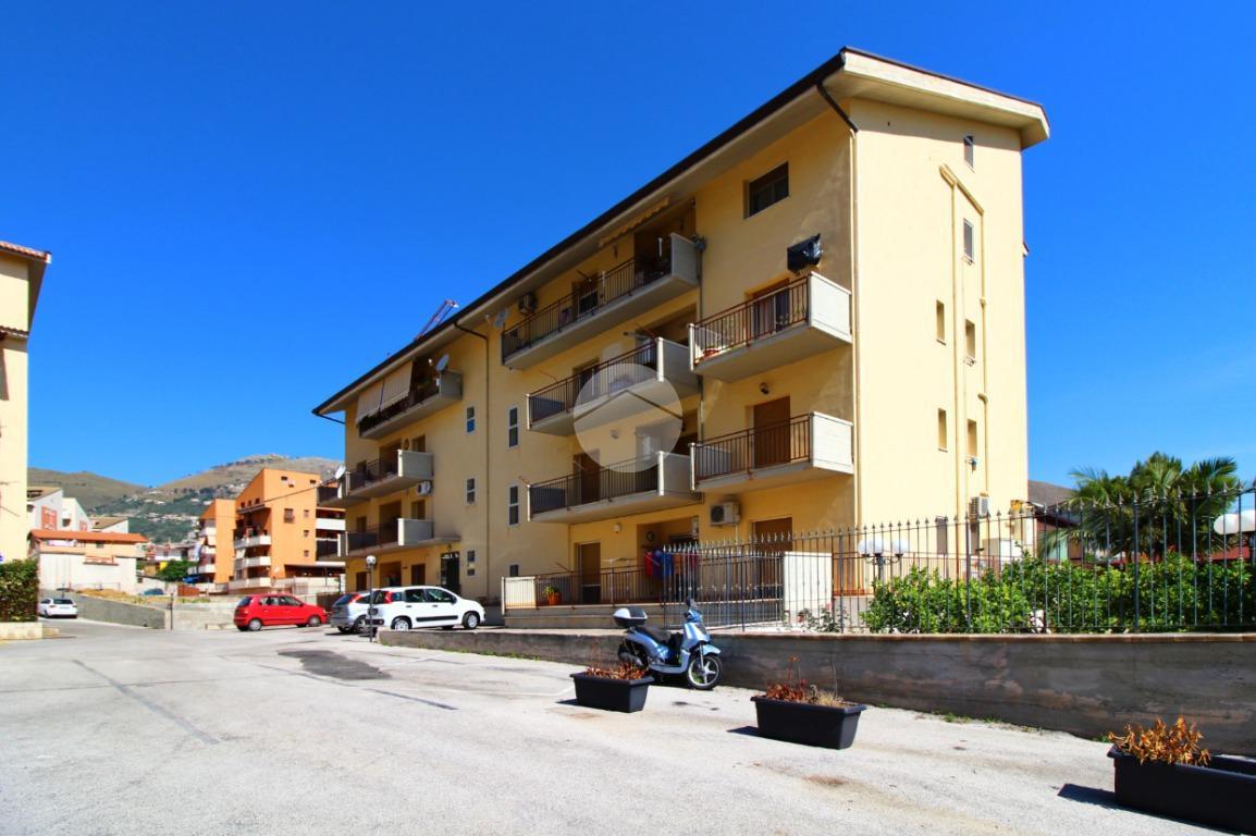 Trilocale in Via Ponte Parco 7, Monreale