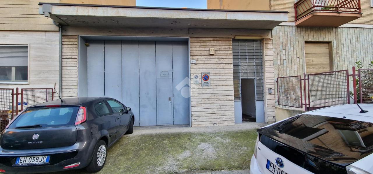 Capannone in affitto a Torino