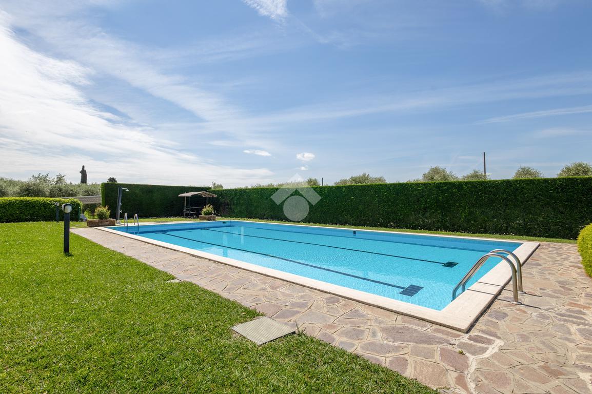 Appartamento in vendita a Bardolino