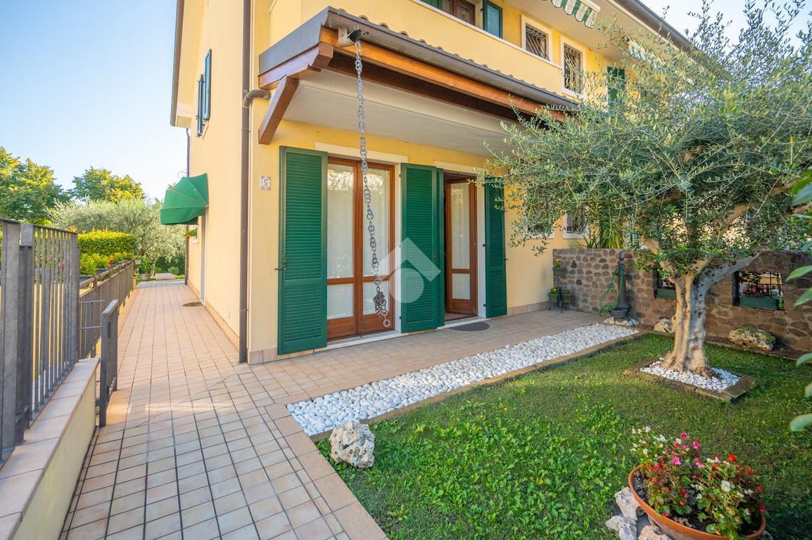 Villa in vendita a Bardolino