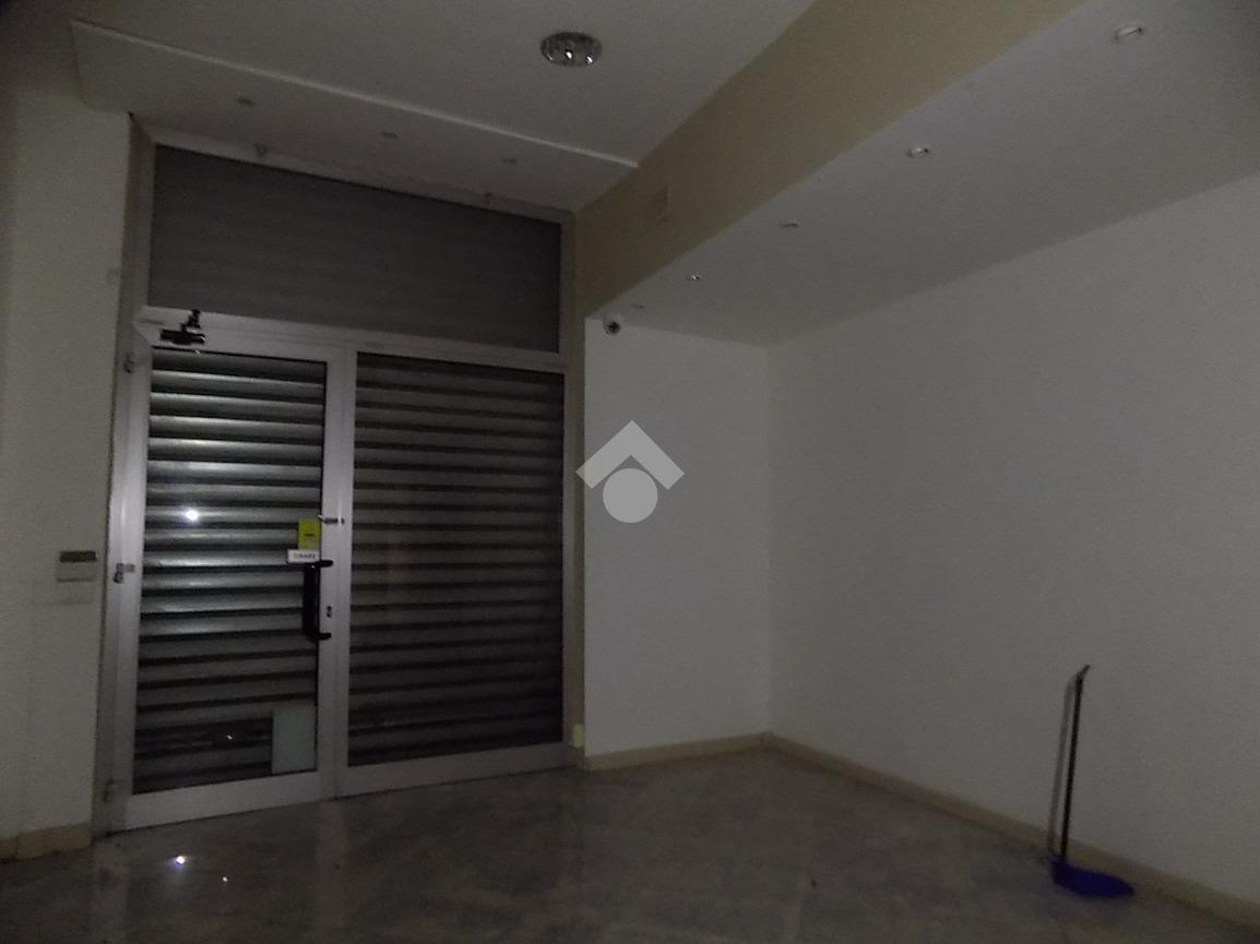 Negozio in vendita a Milano