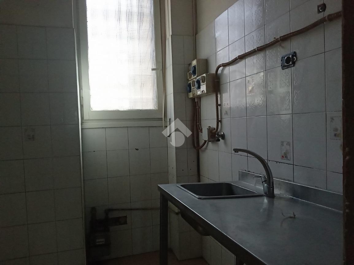 Negozio in vendita a Milano