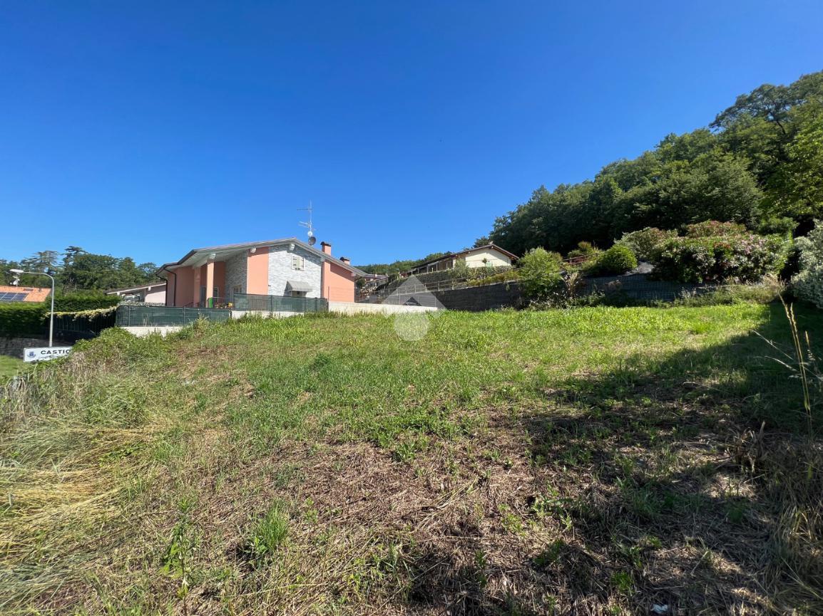Terreno edificabile in vendita a Costermano