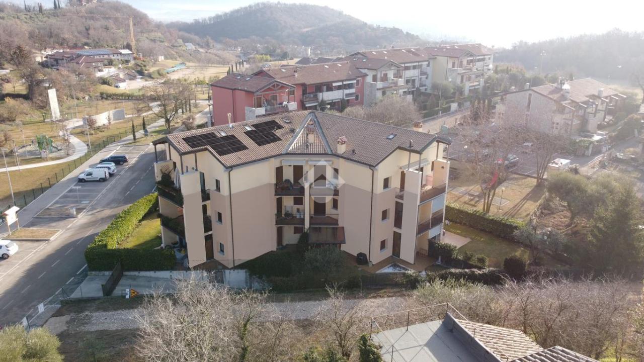 Appartamento in vendita a Costermano