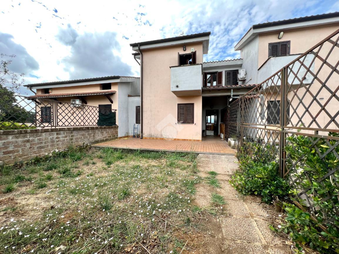Villa a schiera in vendita a Sutri
