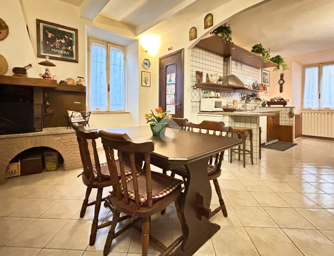 Appartamento in vendita a Capranica