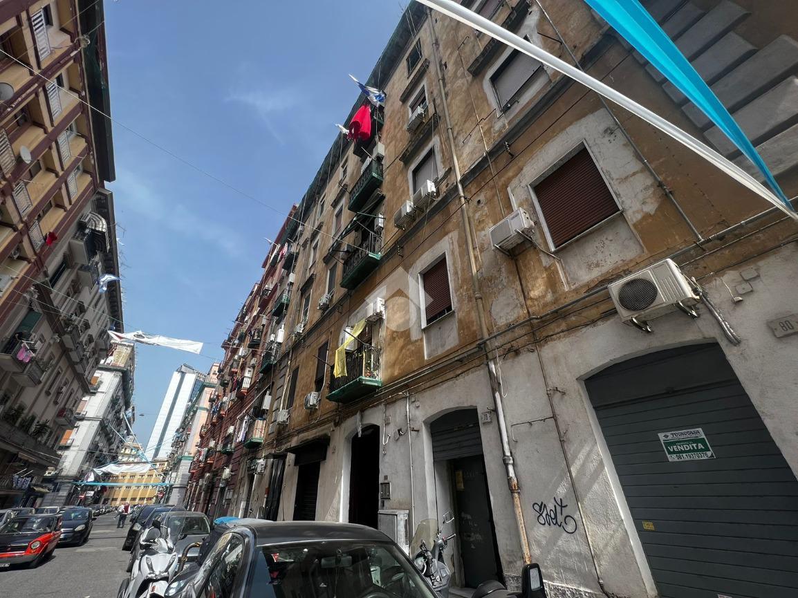 Negozio in vendita a Napoli