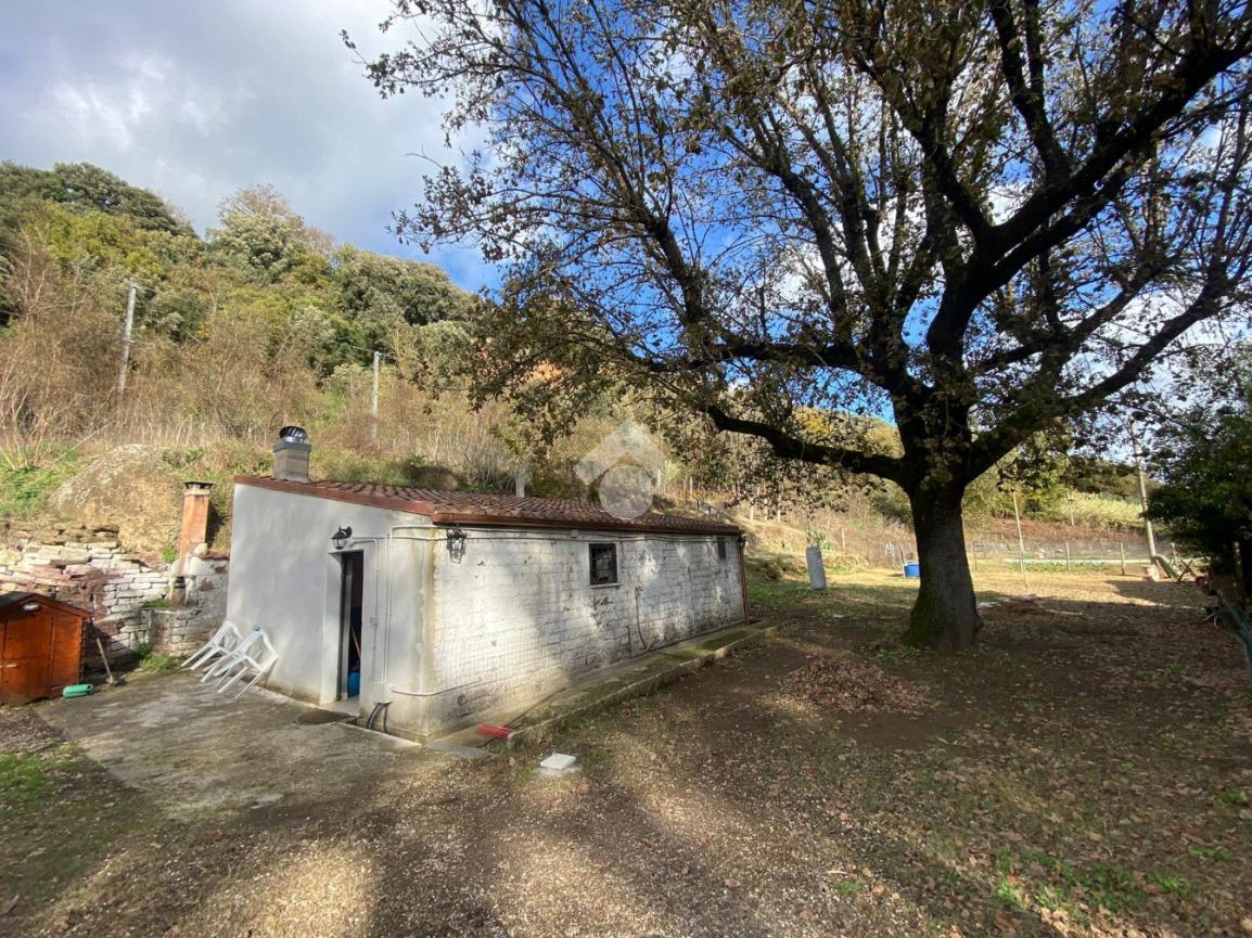 Rustico in vendita a Civita Castellana