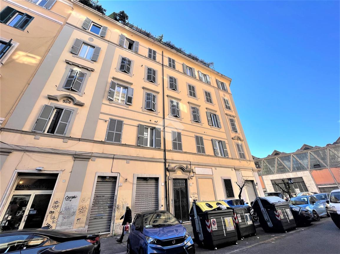 Negozio in vendita a Roma