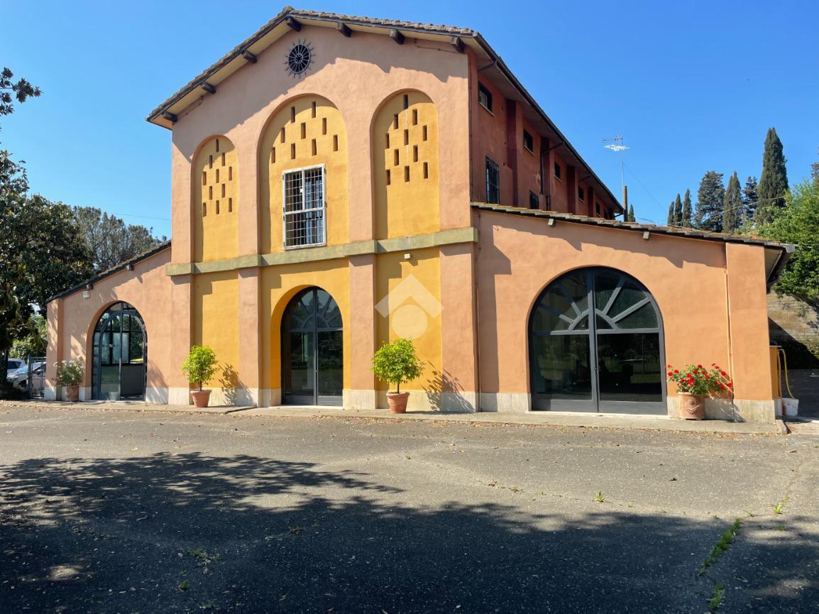 Negozio in affitto a Roma