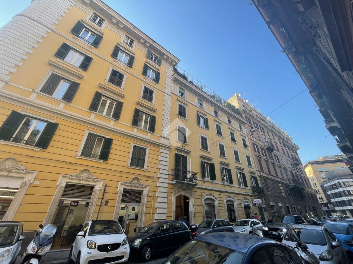 Negozio in vendita a Roma