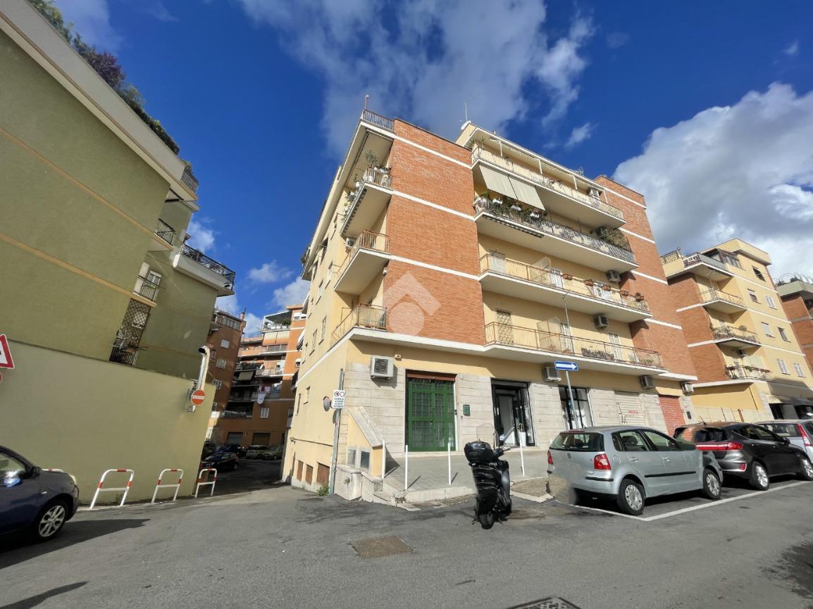 Magazzino in vendita a Roma