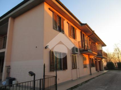 Appartamento in vendita a Albuzzano