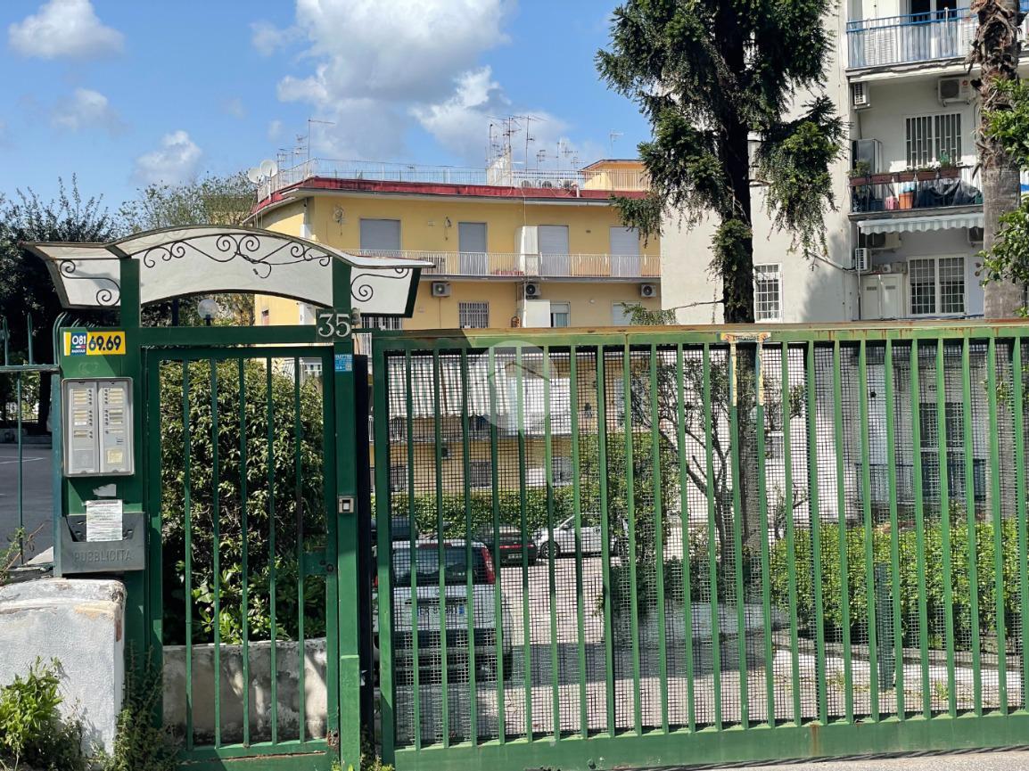 Appartamento in affitto a Napoli