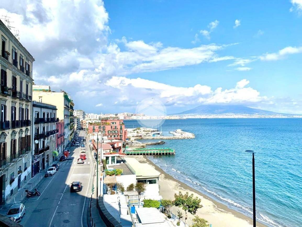 Appartamento in affitto a Napoli