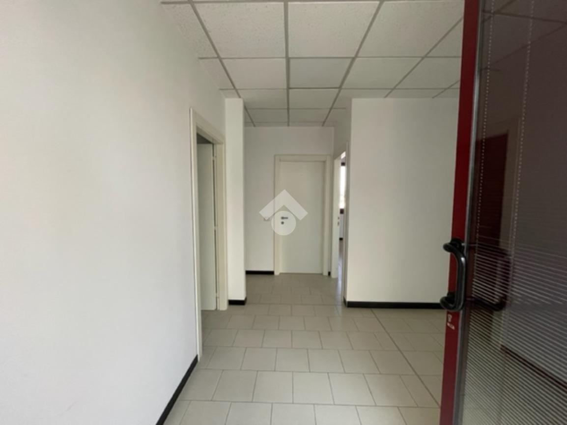 Ufficio in vendita a San Giovanni Lupatoto