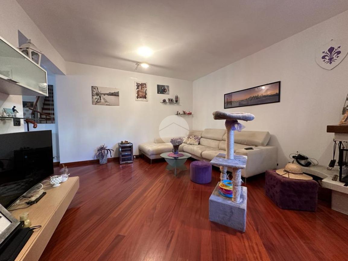 Casa indipendente in vendita a Firenze