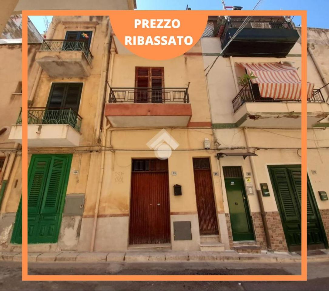 Palazzo in vendita a Bagheria