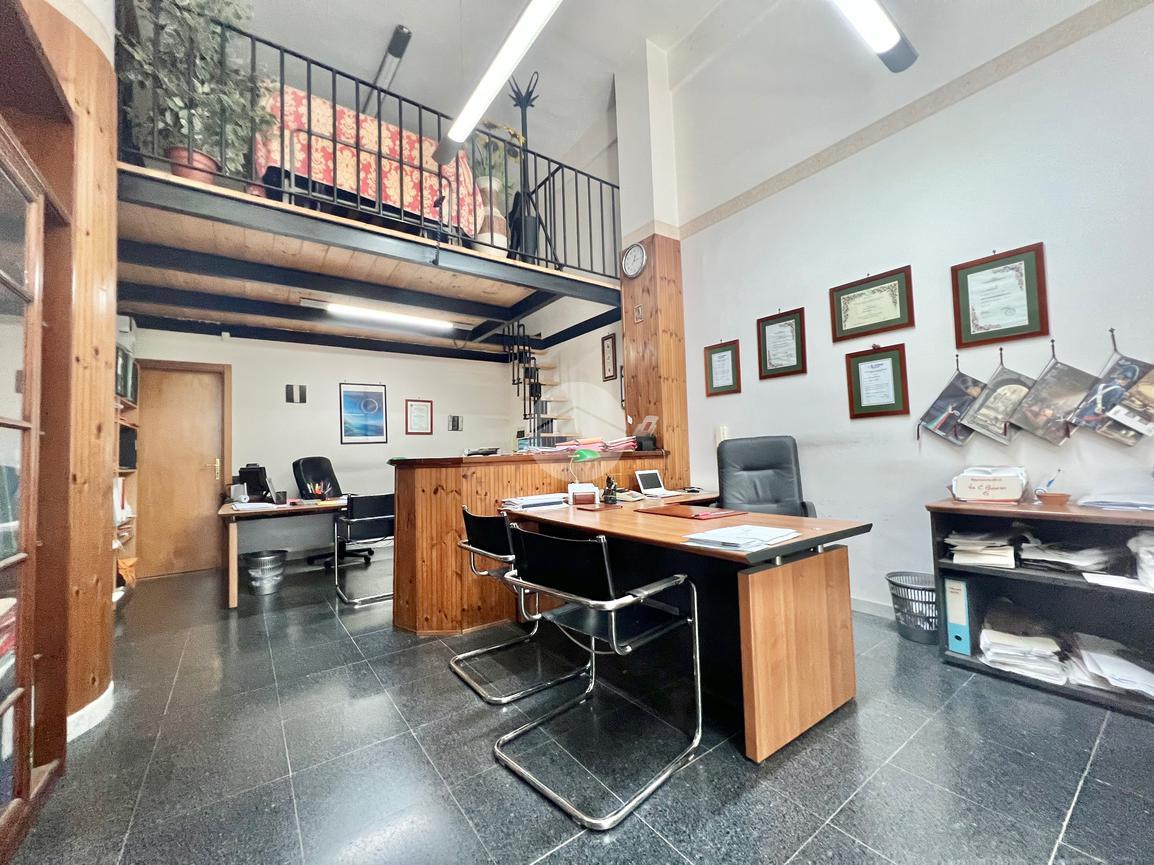 Negozio in vendita a Marano Di Napoli