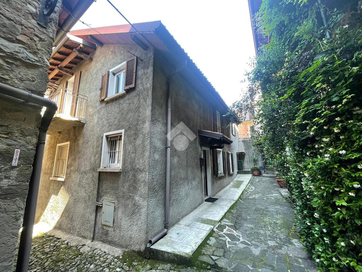 Casa indipendente in vendita a Vercurago
