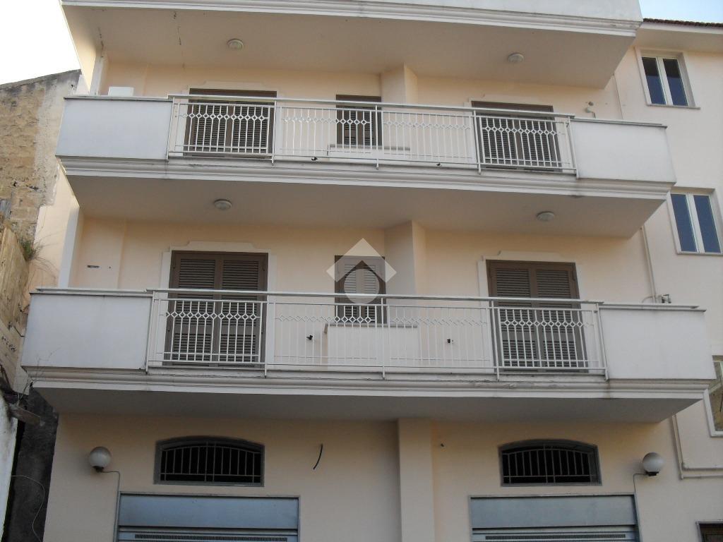 Box in vendita a Acerra