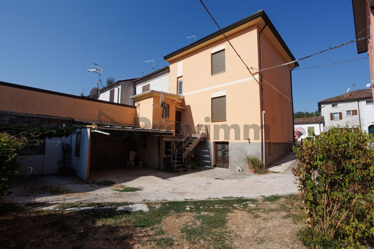 Casa indipendente in vendita a Cesena