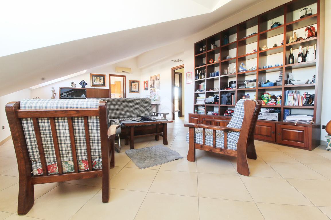 Attico in vendita a Cropani