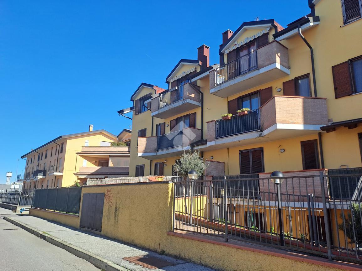 Appartamento in vendita a Zelo Buon Persico