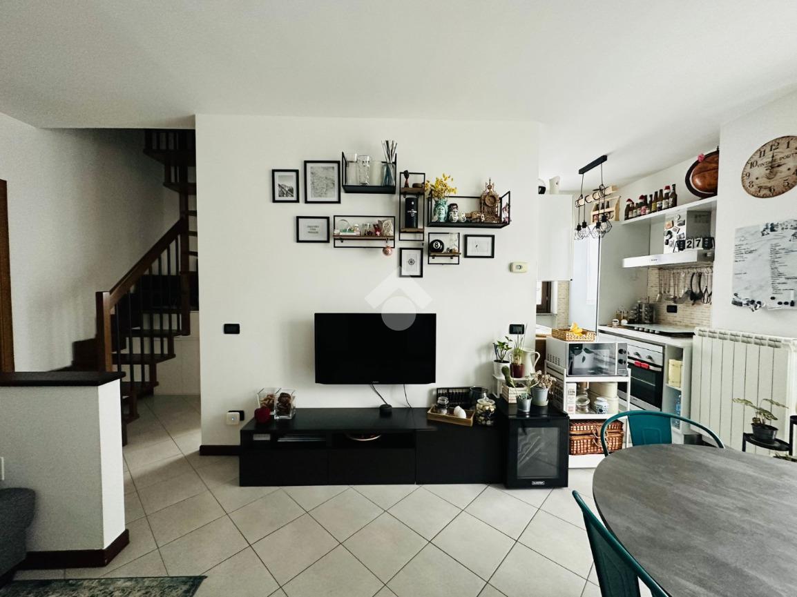 Appartamento in vendita a Lentate Sul Seveso