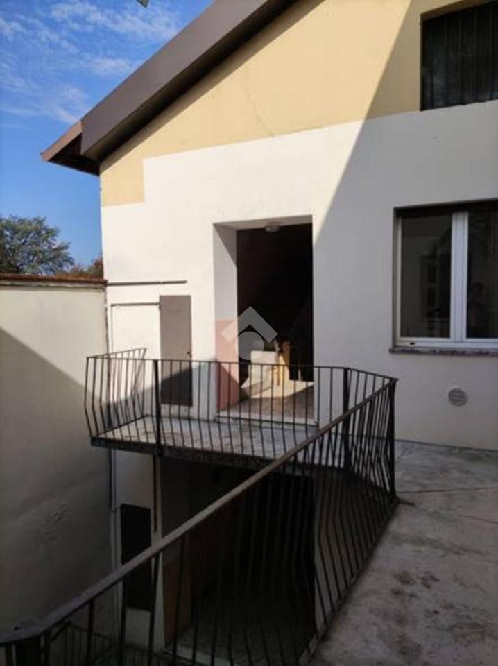 Appartamento in vendita a Barlassina