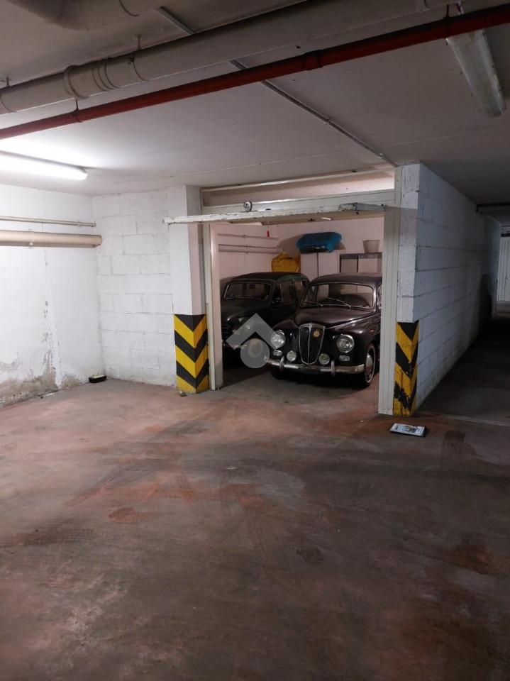 Box in vendita a Roma